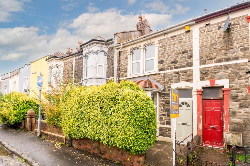 Bristol BS5 2 bed terraced house - £370,000