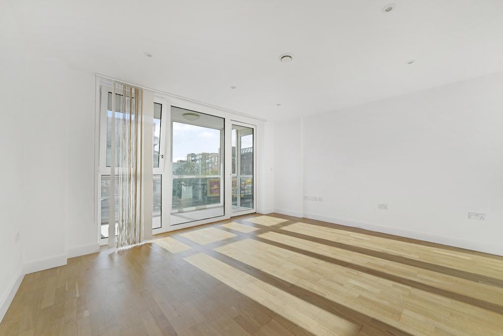 Zenith Close, London 1 bed flat - £1,500 pcm (£346 pw)