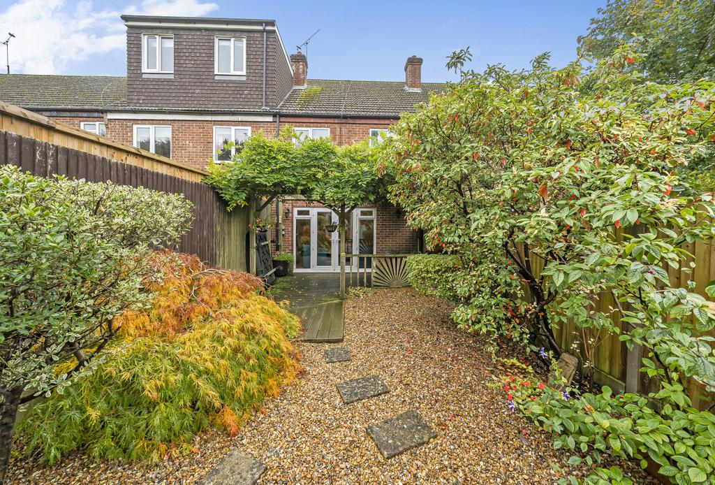 Shenden Close, Sevenoaks TN13 3 bed terraced house for sale - £495,000