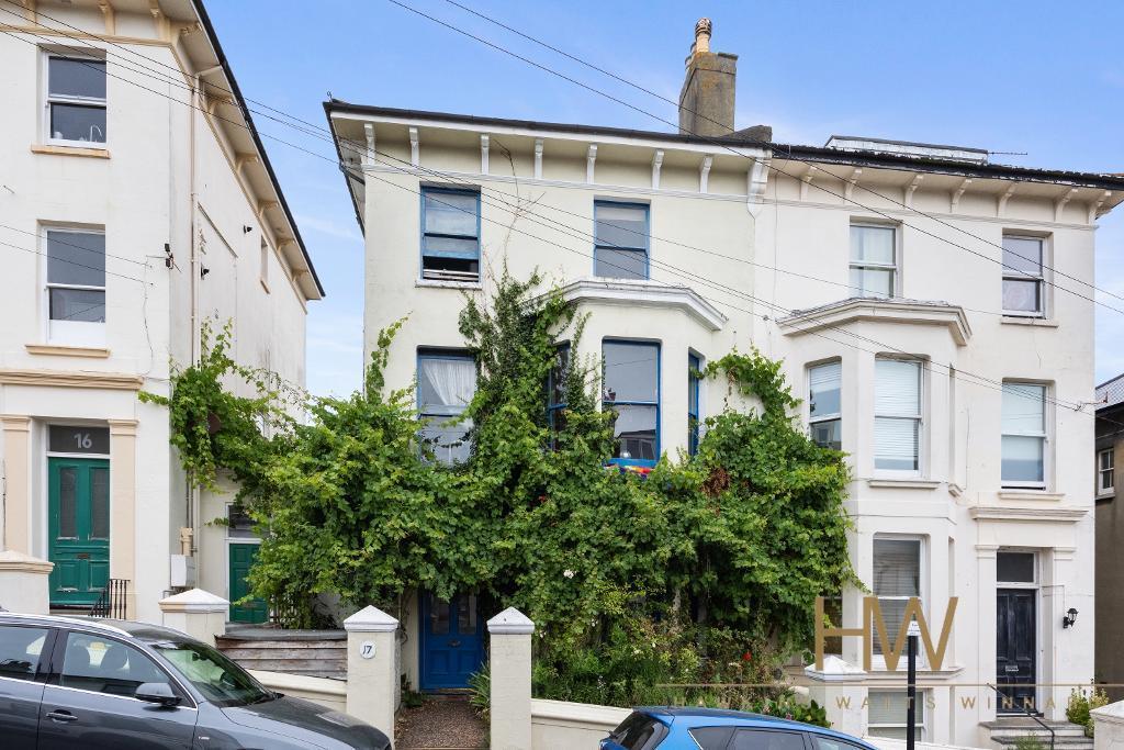 York Villas, Brighton, BN1 3TS 3 bed apartment - £1,700 pcm (£392 pw)