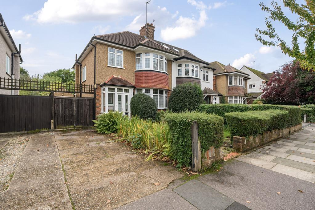Oakington Avenue, Harrow, Middlesex 3 bed semi-detached house - £675,000