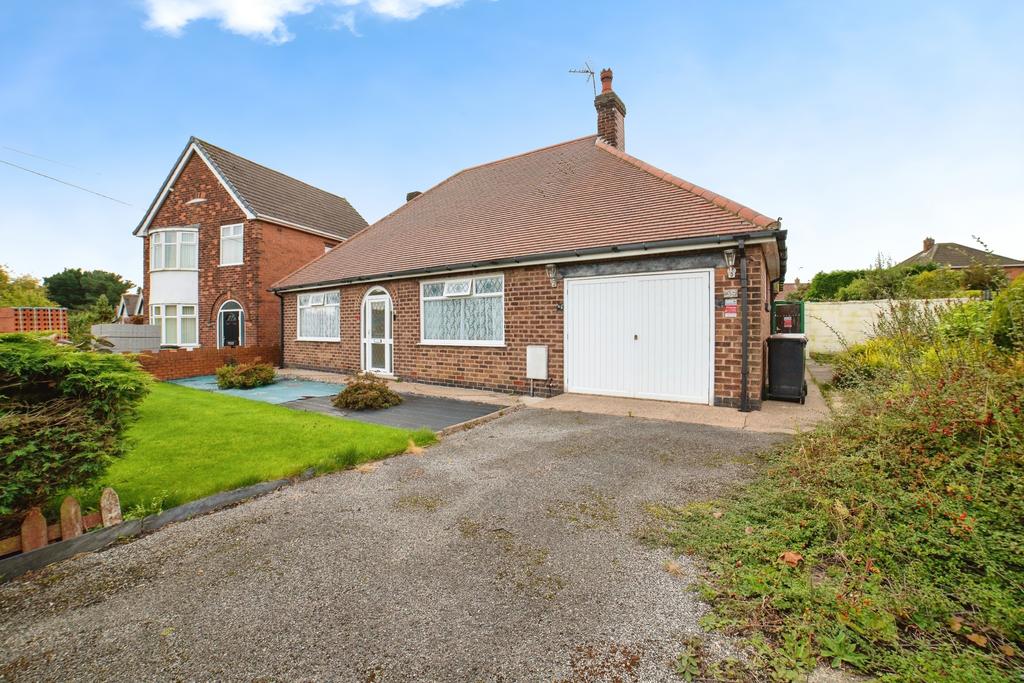 Derby Road, Nottingham NG17 2 bed bungalow - £260,000