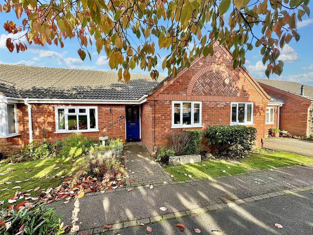 Sutton Close, Quorn, Loughborough 2 bed bungalow for sale - £225,000
