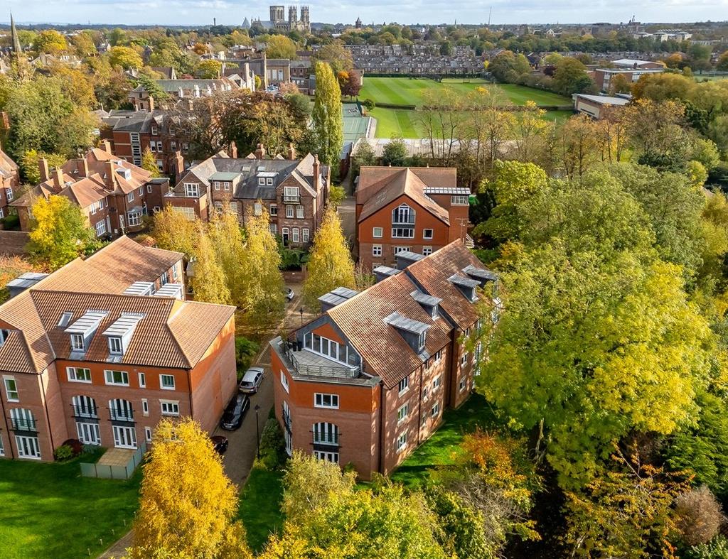 The Avenue, York, North Yorkshire, YO30 3 bed apartment for sale - £625,000