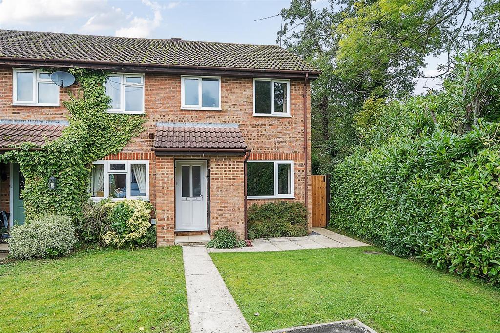 Netherhouse Moor, Fleet GU51 2 bed end of terrace house for sale - £375,000