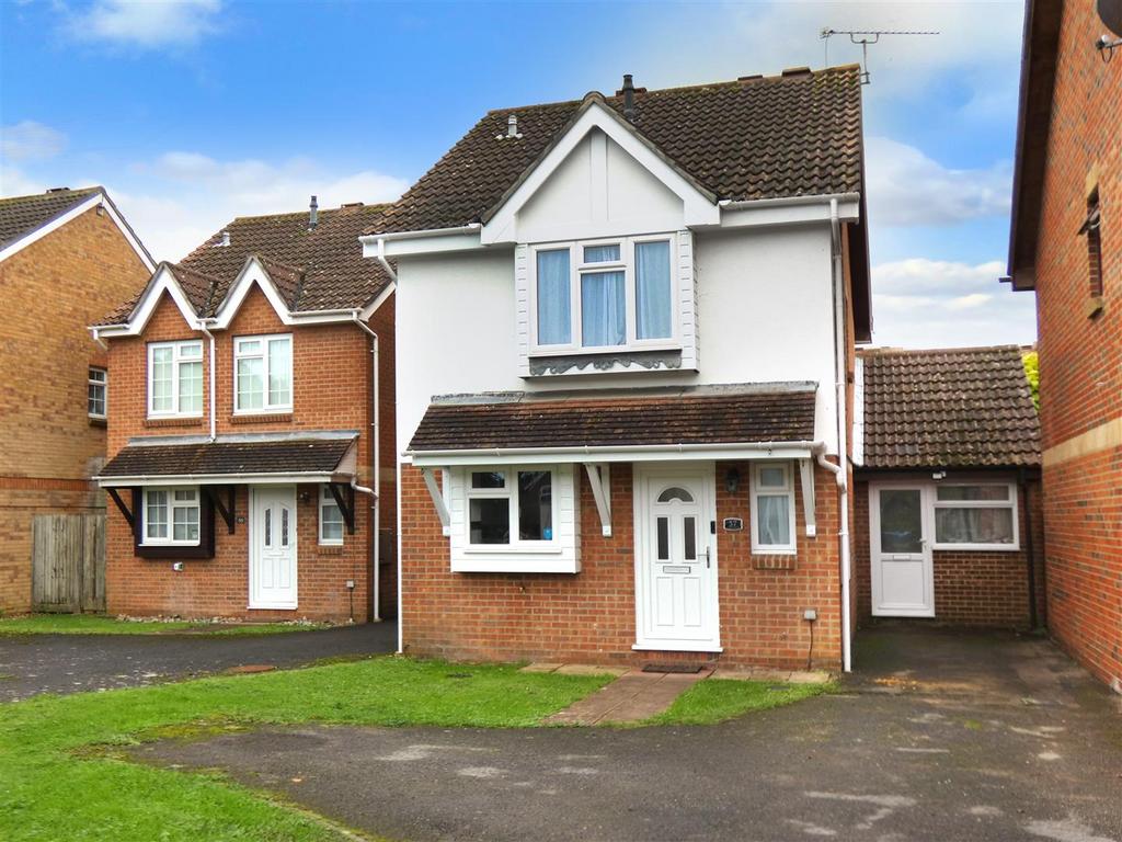 Capstan Drive, Littlehampton BN17 3 bed detached house - £350,000