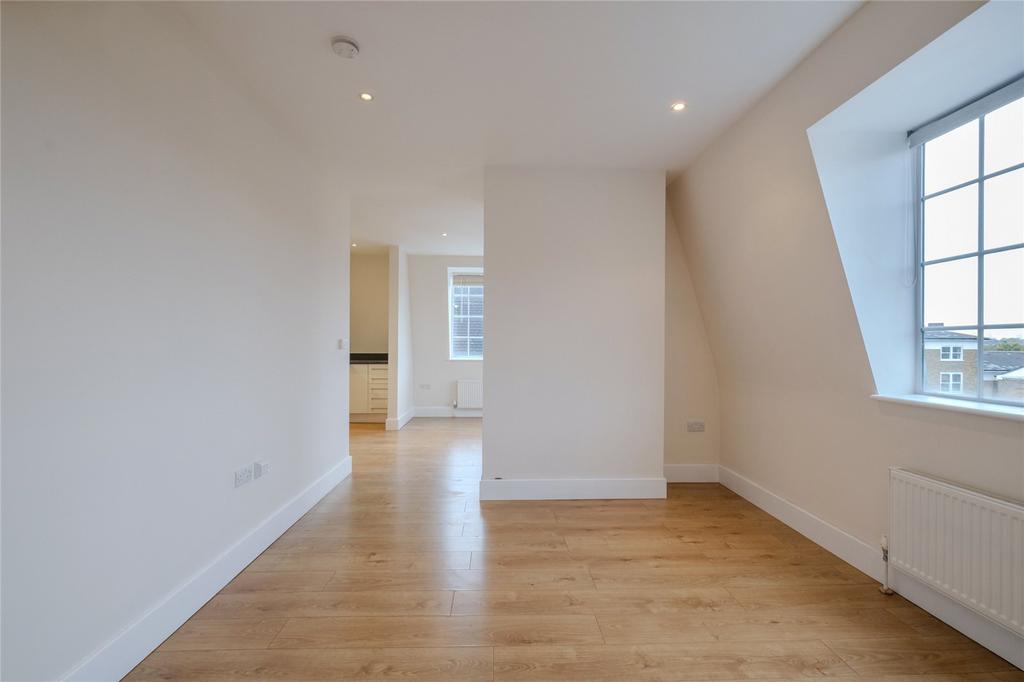Endsleigh Mansions, Lambeth SW16 Penthouse - £1,350 pcm (£312 pw)