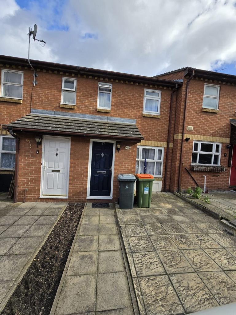 NUTMEG CLOSE, canning town E16 2 bed terraced house - £410,000