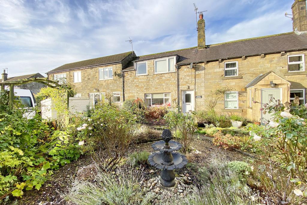 Dacre, Harrogate 2 bed terraced house for sale - £225,000