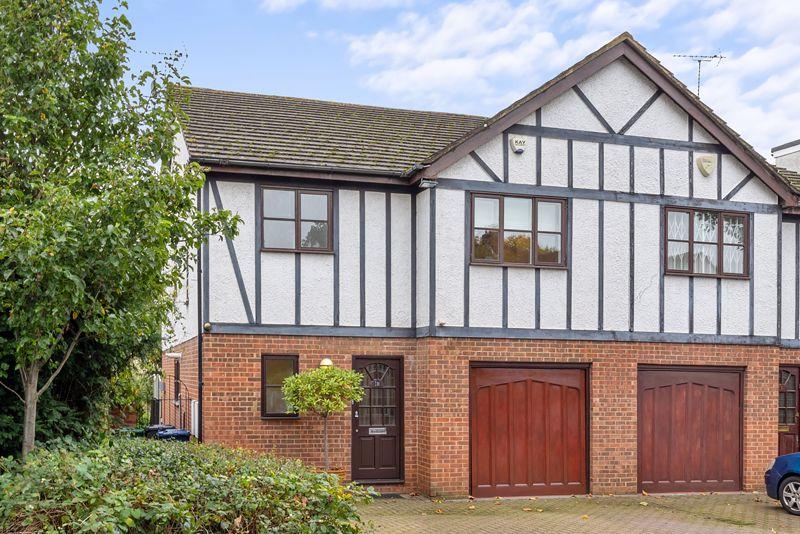 Temple Fortune Lane, London, NW11 4 bed semi-detached house for sale ...