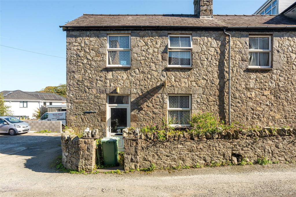 Terfyn Terrace, Y Felinheli, Gwynedd... 1 bed end of terrace house - £ ...