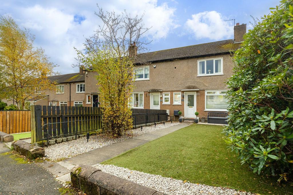 Ledi Drive, Bearsden 2 bed terraced house - £198,000