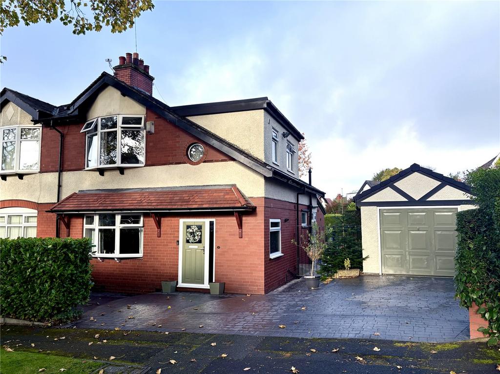 Rising Lane, Garden Suburbs, Oldham, OL8 3 bed semi-detached house - £ ...