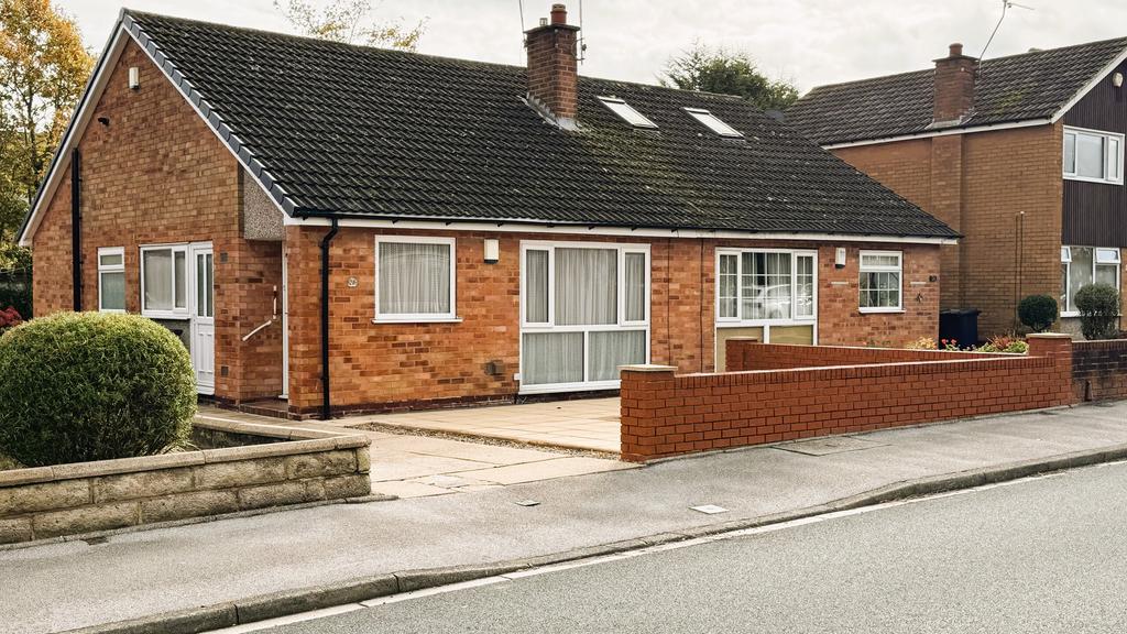 Linton Road, Alwoodley, Leeds, West... 2 bed semi-detached bungalow - £ ...