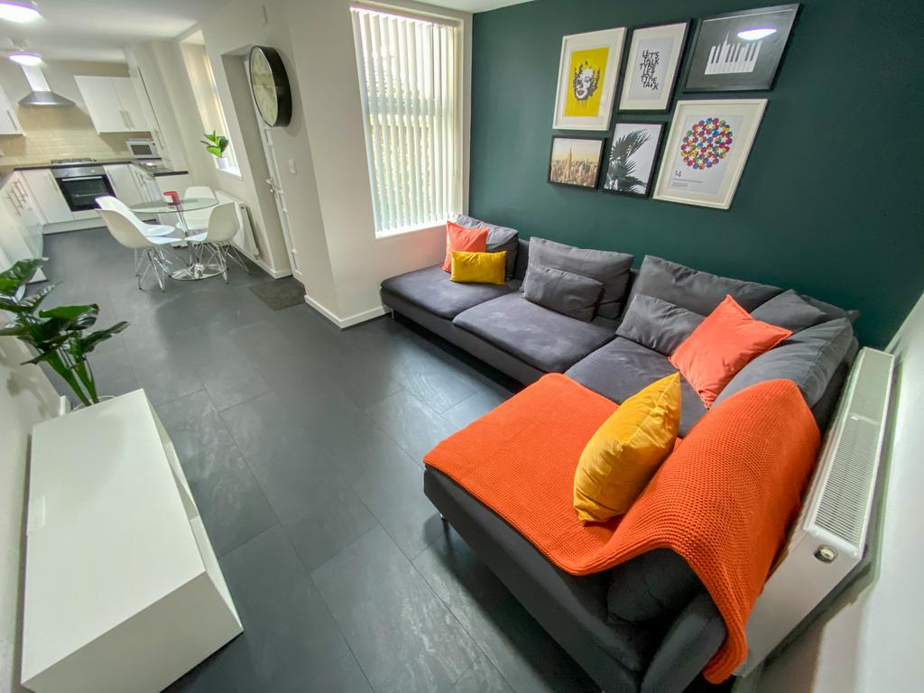 Leopold Road, L7 8SR, 6 bed house - £494 pcm (£114 pw)