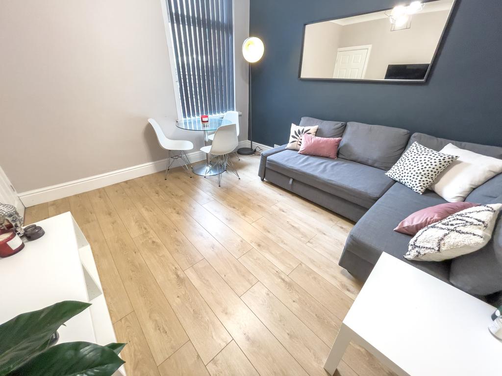Liscard Road, L15 0HH, 3 bed terraced house - £607 pcm (£140 pw)