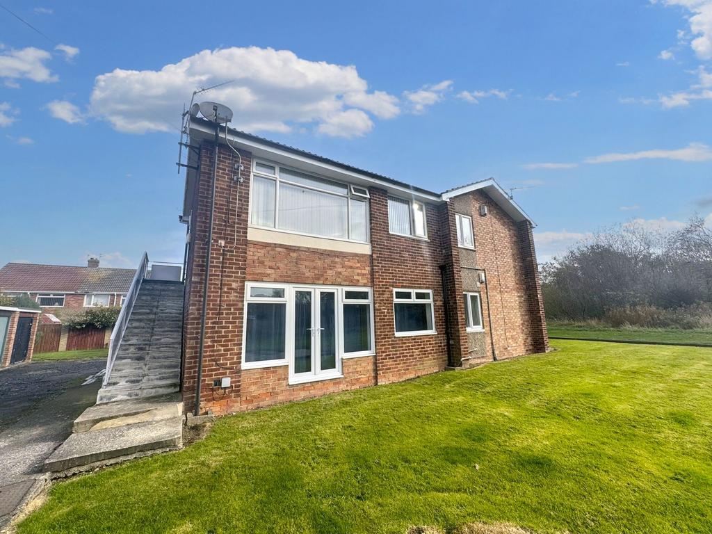 Castledale Avenue, Cowpen, Blyth... 1 bed apartment for sale - £55,000