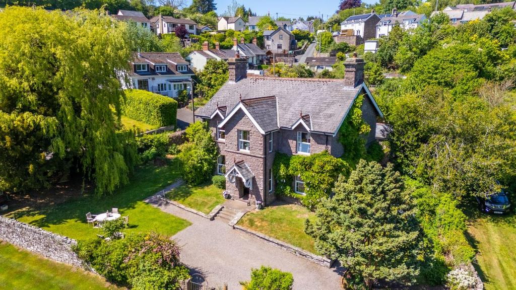 Old Road, Bwlch, Brecon, LD3 5 bed detached house for sale - £900,000
