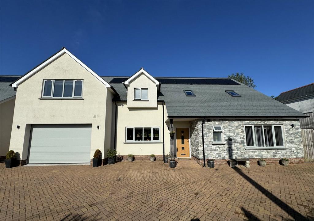 Chilsworthy, Holsworthy 4 bed detached house - £695,000