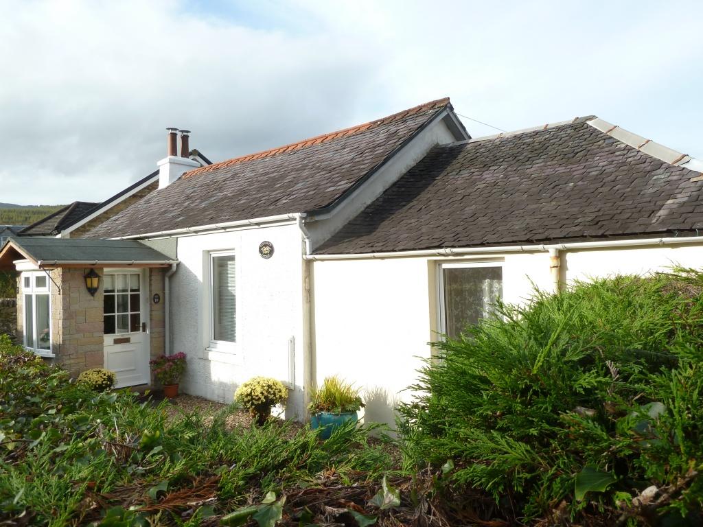 Carradale Cottage 10 Hanover St... 2 bed detached bungalow - £175,000