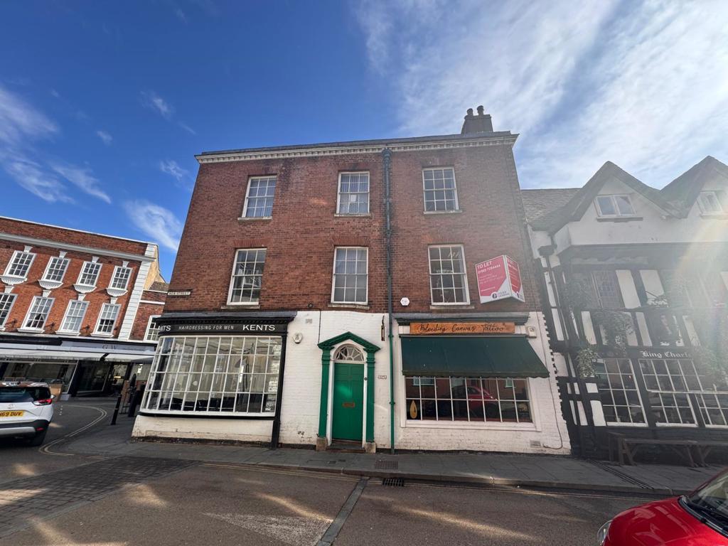 30 New Street, Worcester... Retail property (high street) - £750 pcm (£ ...