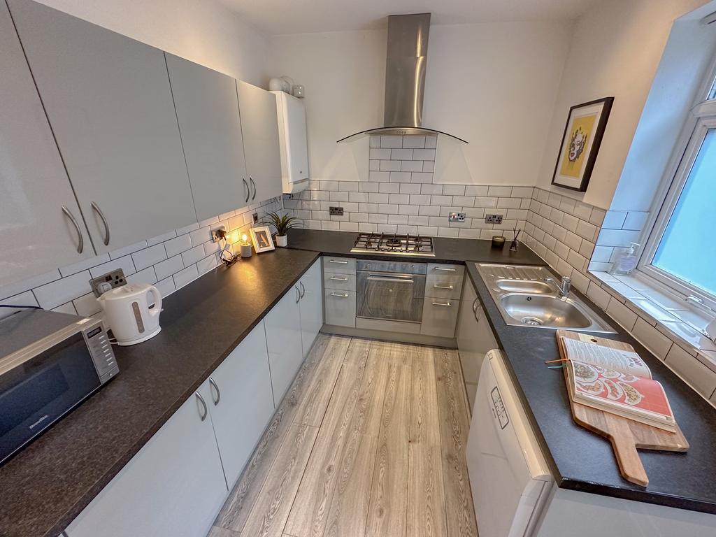 Hannan Road, L6 6DB, 6 bed terraced house - £425 pcm (£98 pw)