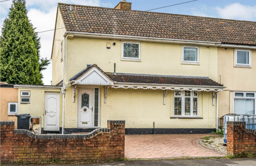 17 The Vista DY3 1QE 3 bed semi-detached house - £215,000
