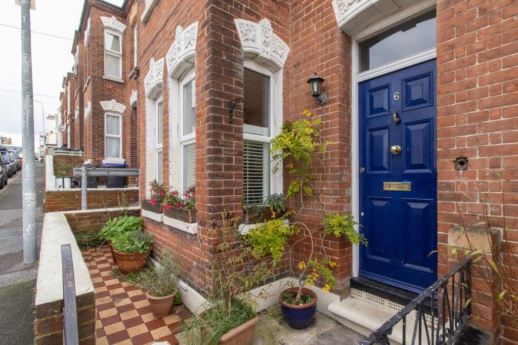 Bath Road, Margate, CT9 4 bed terraced house - £435,000