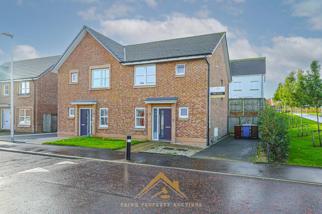 Burnside Drive, Falkirk FK6 3 bed semi-detached house - £195,000