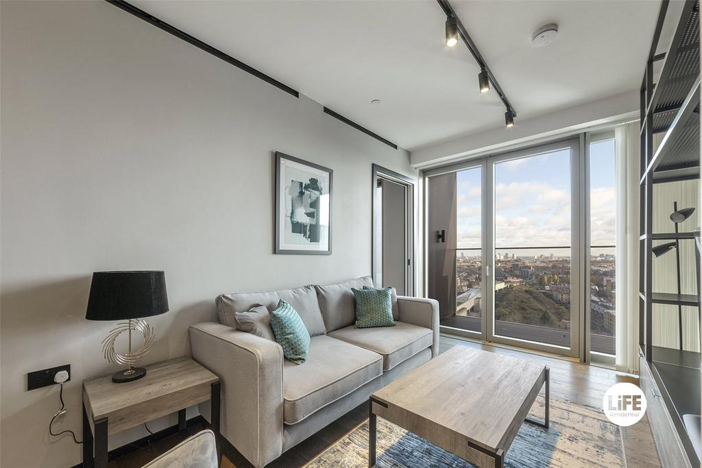 Hewett Street, London EC2A 1 bed apartment - £3,300 pcm (£762 pw)