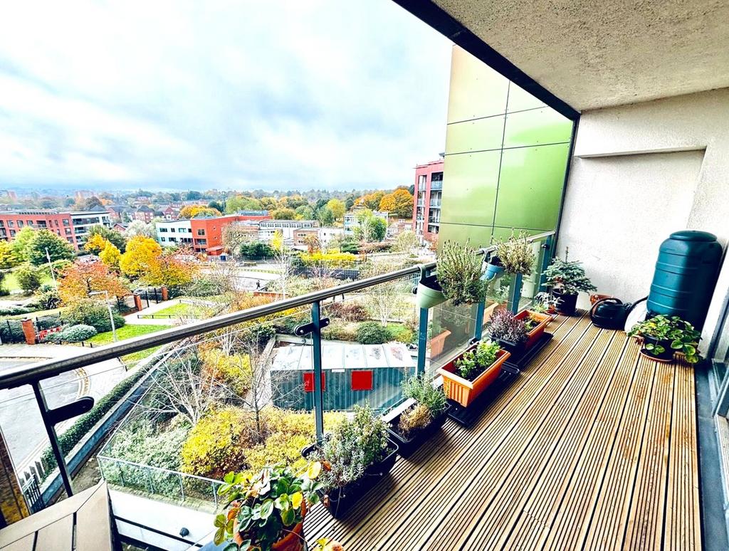 Mason Way, Birmingham, B15 2 bed apartment for sale - £235,000