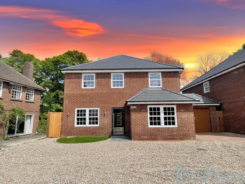 High Street South, Dunstable LU6 5 bed detached house - £725,000