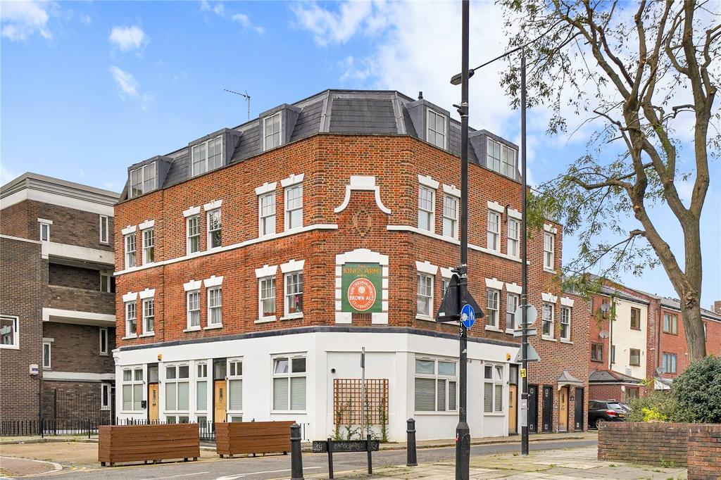 Stepney Causeway, E1 2 bed apartment - £2,095 pcm (£483 pw)