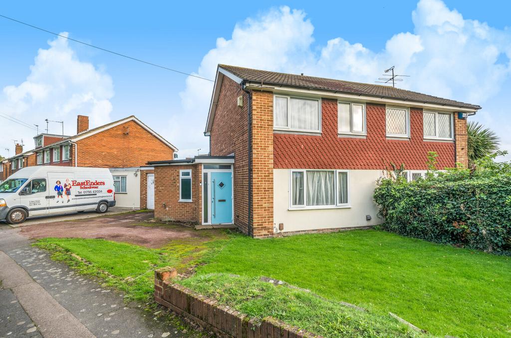 Lammas Drive, Milton Regis... 3 bed semi-detached house - £275,000