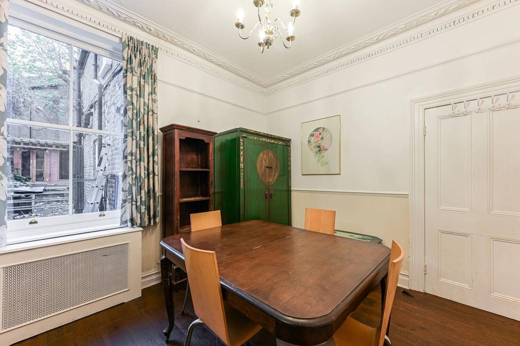 Knatchbull Road, Camberwell, London, SE5 4 bed house - £4,200 pcm (£969 pw)