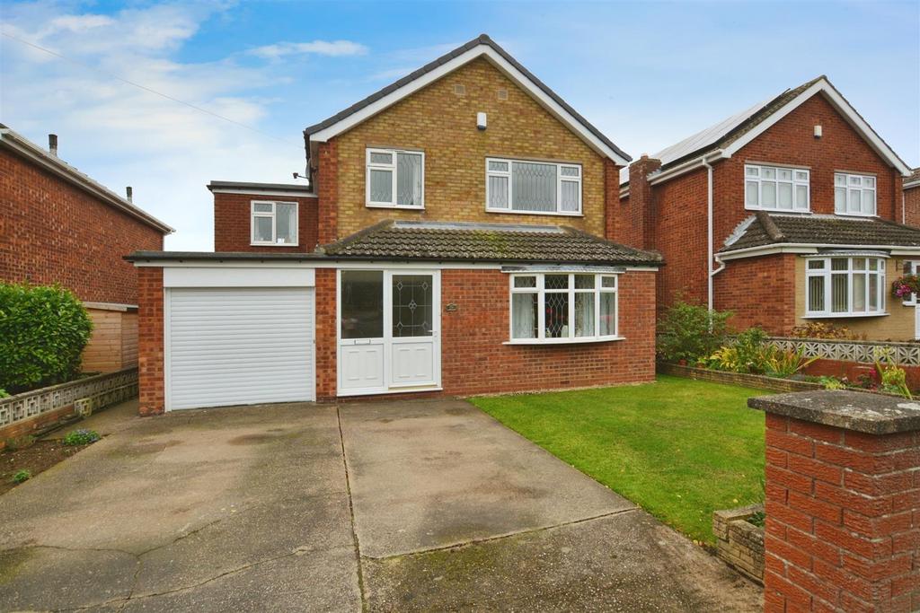 High Street, Yaddlethorpe 4 bed detached house - £315,000