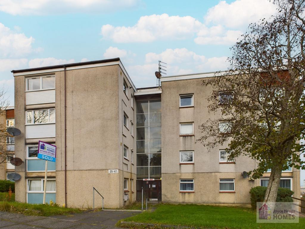 Talbot, East Kilbride G74 2 bed ground floor flat - £70,000