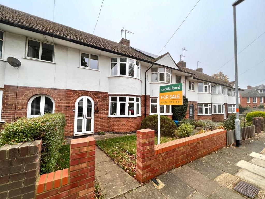 Montfort Close, Duston, Northampton NN5 3 bed terraced house - £265,000