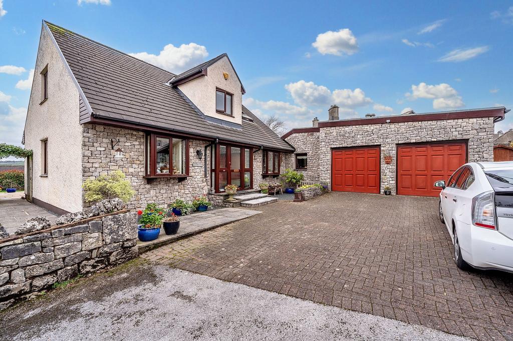 Well House, Murley Moss Lane, LA9 7NL 4 bed property - £675,000
