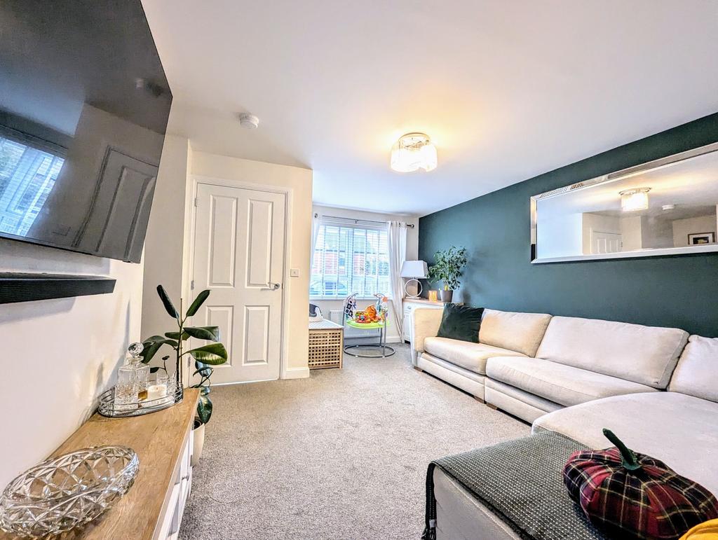 Adair Way, Hebburn, NE31 3 bed semi-detached house - £215,000