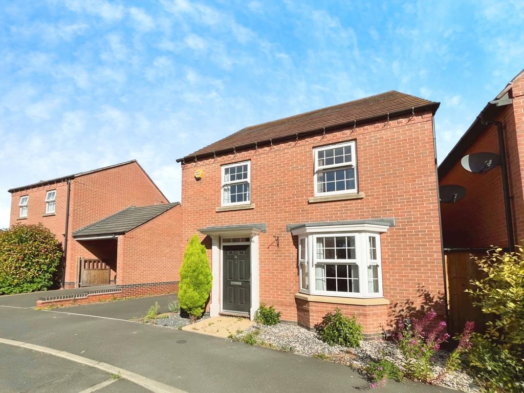 Slatewalk Way, Leicester LE3 4 bed detached house - £1,450 pcm (£335 pw)