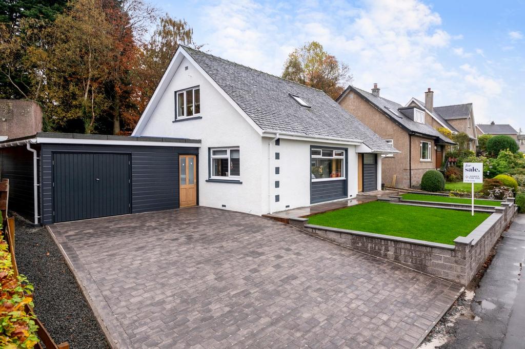 Charles Street, Stirling, FK8 3 bed detached house - £340,000