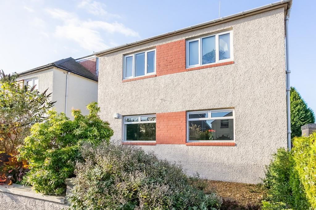 Roull Road, Corstorphine, Edinburgh... 2 bed flat - £260,000