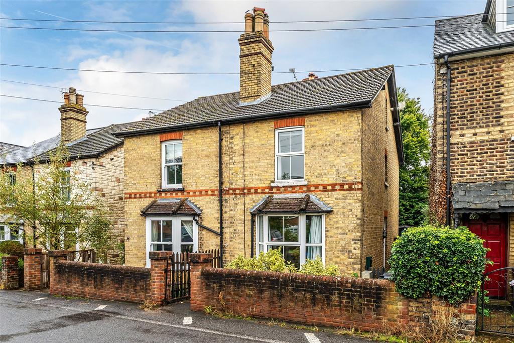 Pixham Lane, Pixham, Dorking, Surrey... 3 bed semi-detached house - £ ...