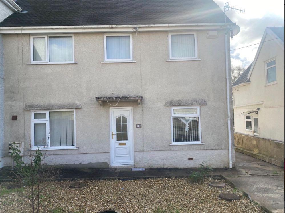 Llwynon Road, Clydach, Swansea 3 bed semi-detached house for sale - £ ...