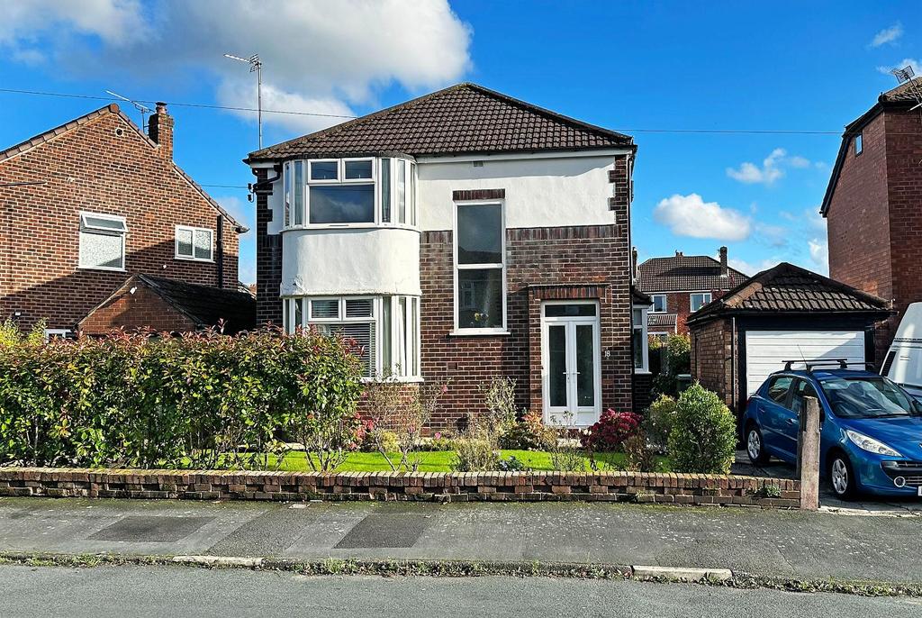 Stanley Drive, Timperley 3 bed detached house - £530,000