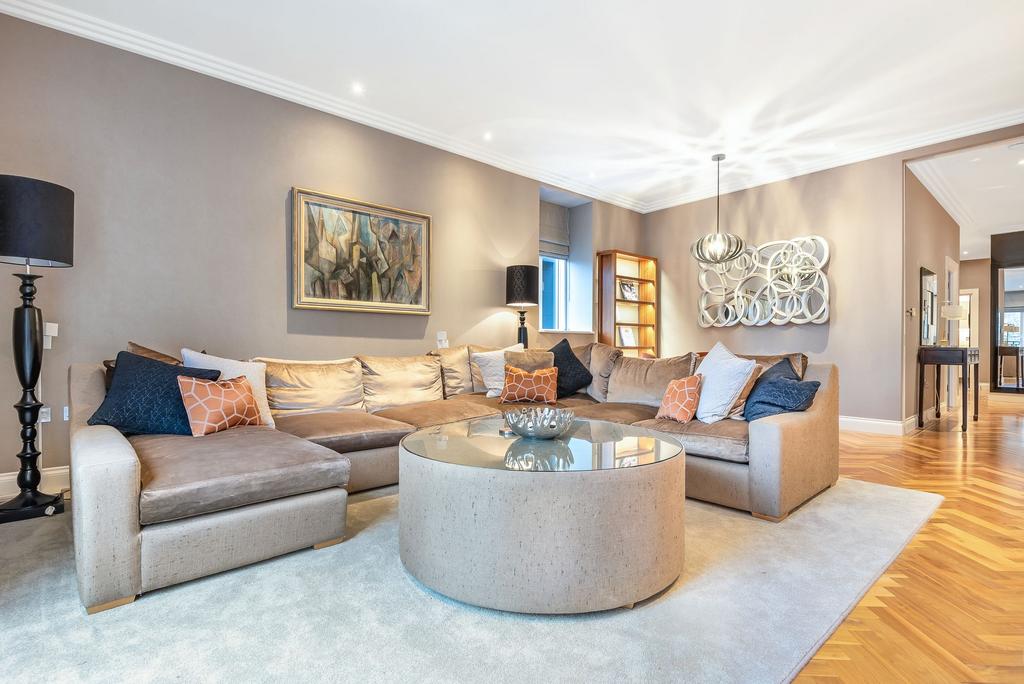 Dean Ryle Street, London, SW1P 2 bed flat - £4,250 pcm (£981 pw)