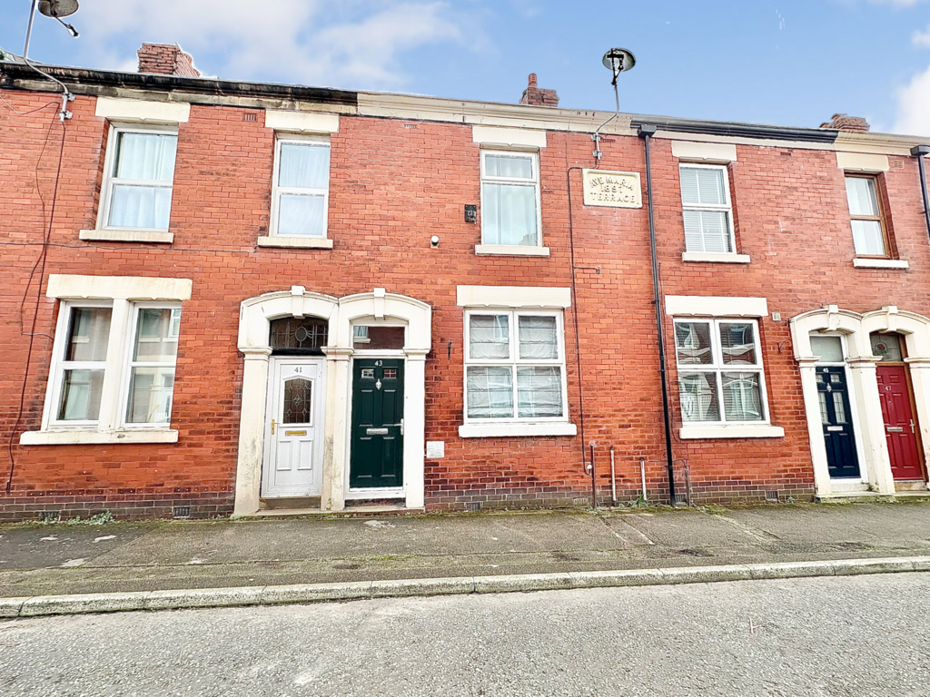 Waterloo Terrace, Preston PR2 2 bed terraced house - £145,000