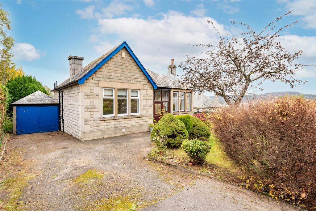 Murray Place, Perth 3 bed bungalow - £287,950