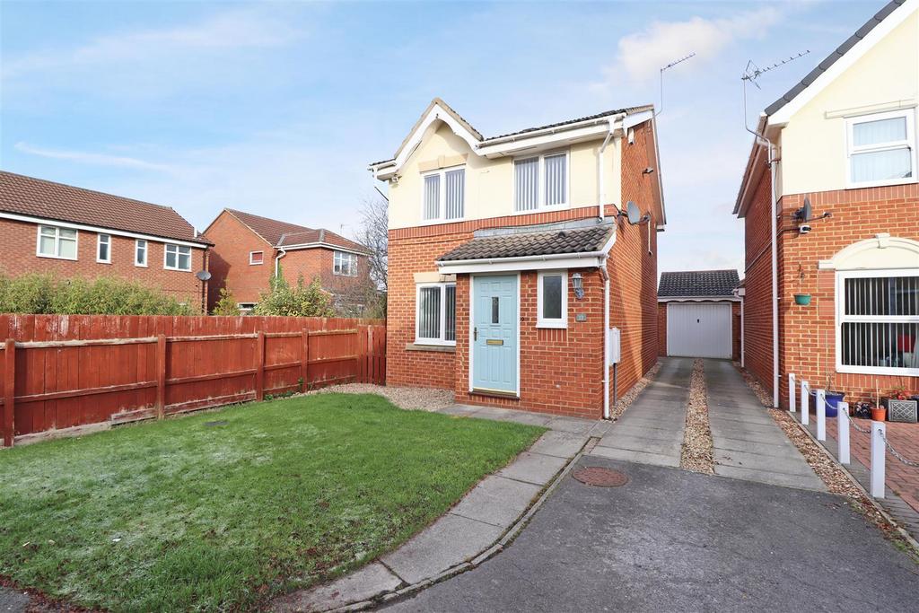 Pembroke Drive, Ingleby Barwick TS17 5BB 3 bed detached house - £950 ...